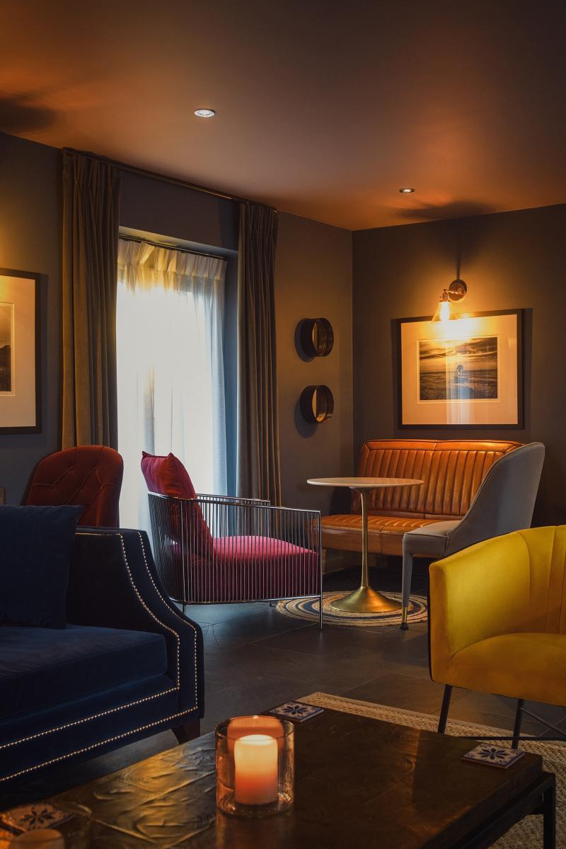 JONATHAN STOKES photo